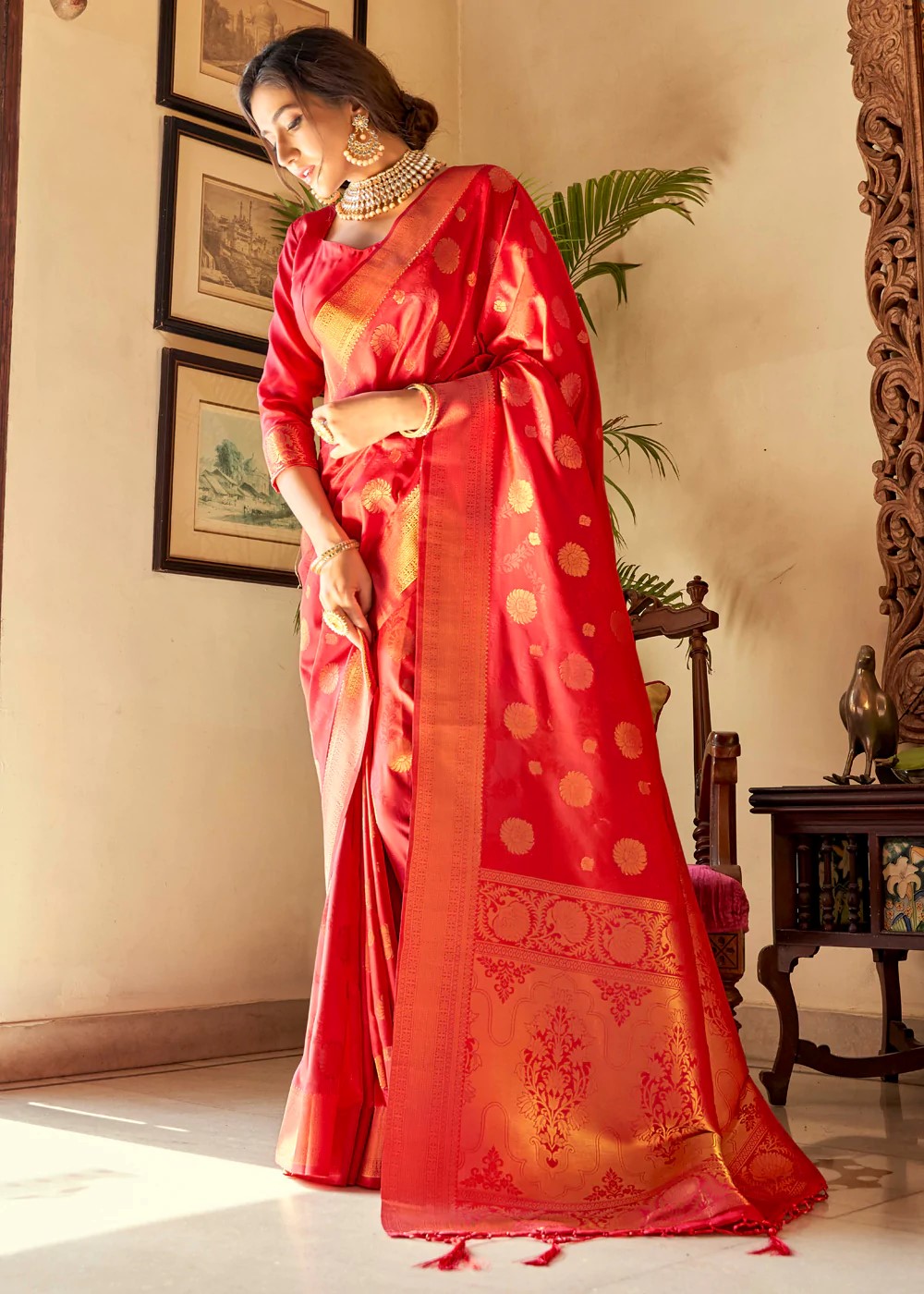 Royal Red Woven Kanjivaram Silk Saree - Urban Womania